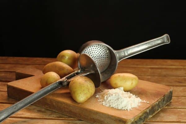 The 7 Best Potato Ricer for Gnocchi [ 2022 Reviews ]